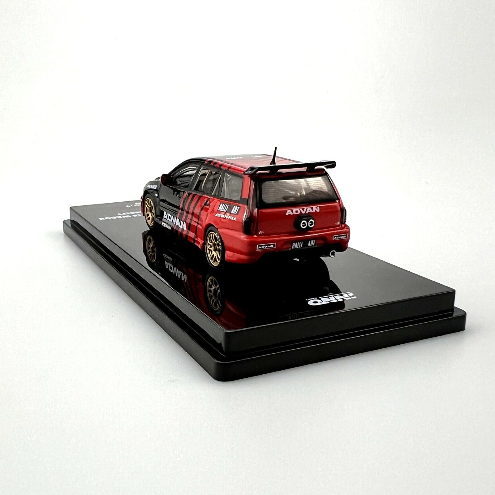 INNO64 1:64 Mitsubishi Lancer EVO IX Wagon "ADVAN" Race Car Concept ...